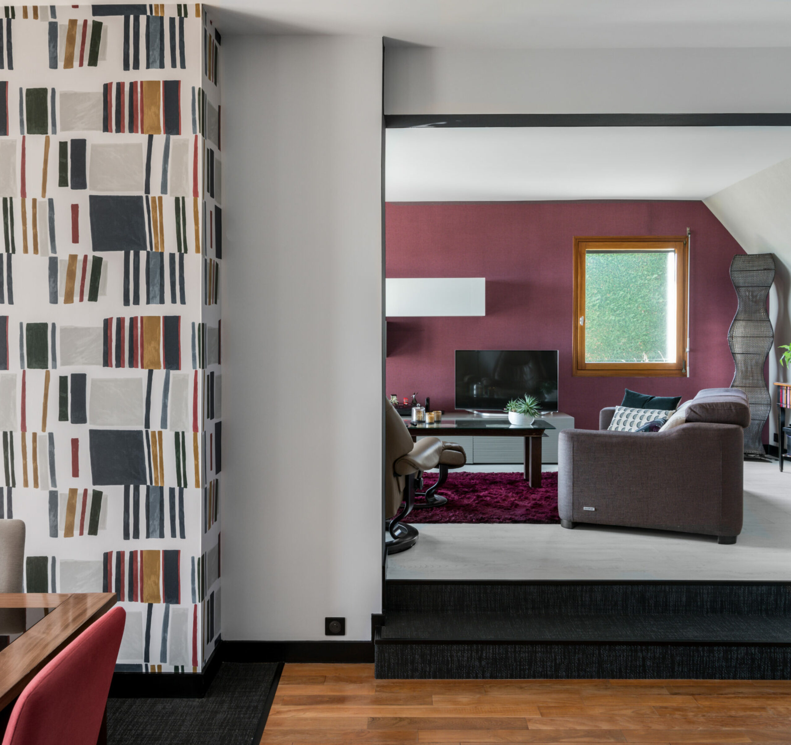 Rénovation intérieure entre couleurs et clair-obscur - Regard Pluriel